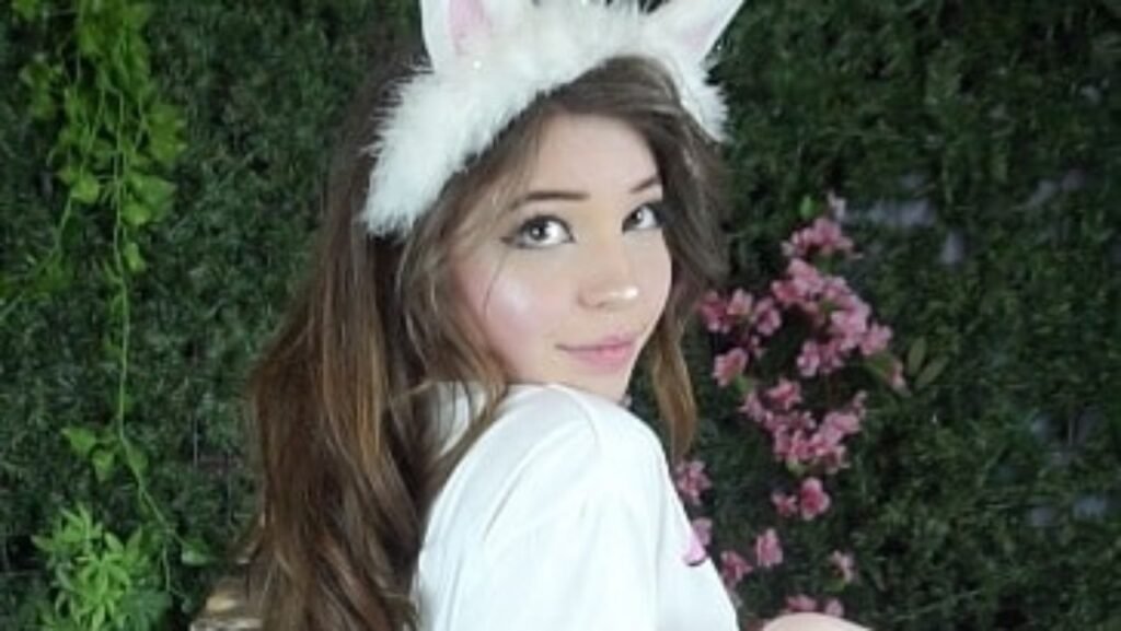 Belle Delphine : Biography, Profile, Age, Height, Facts, Boyfriend