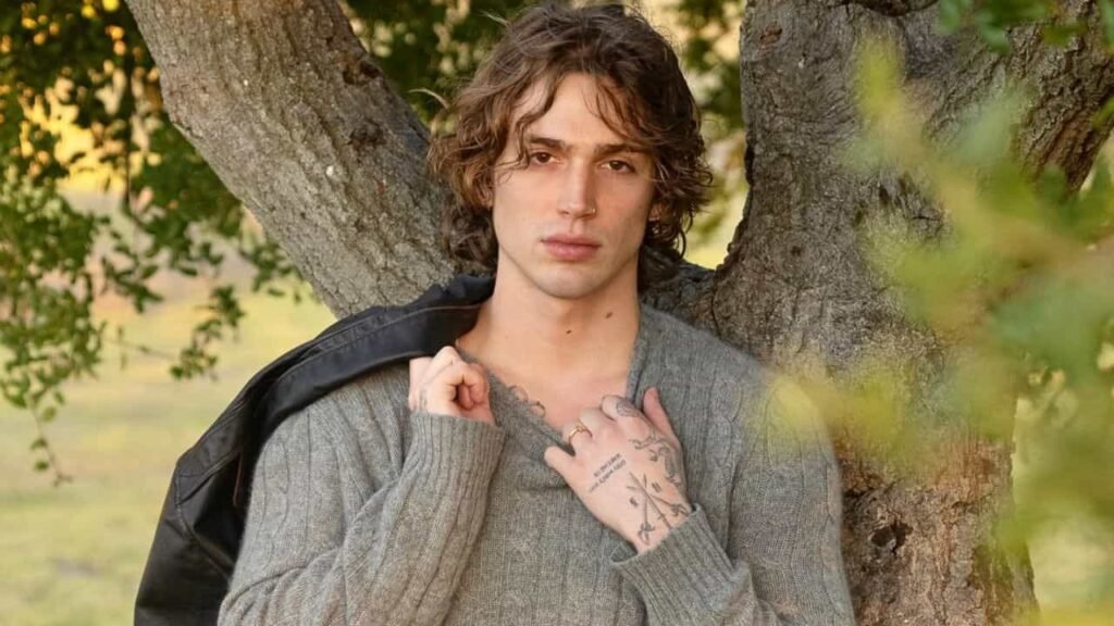Vinnie Hacker : Bio, Height, Age, Facts, Girlfriend, Net Worth