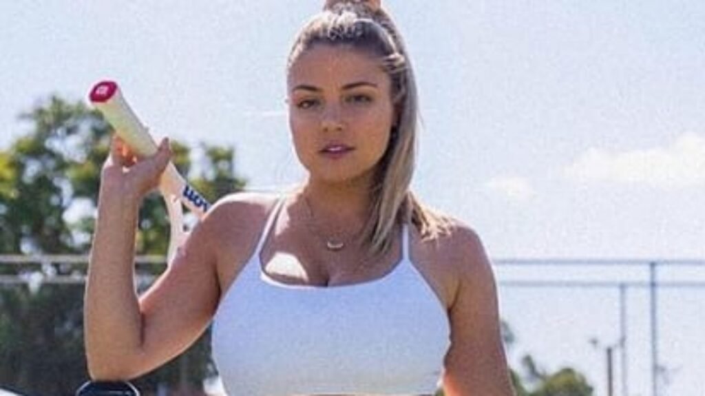 Jem Wolfie : Bio, Wiki, Age, Height, Boyfriend, Net Worth, Facts