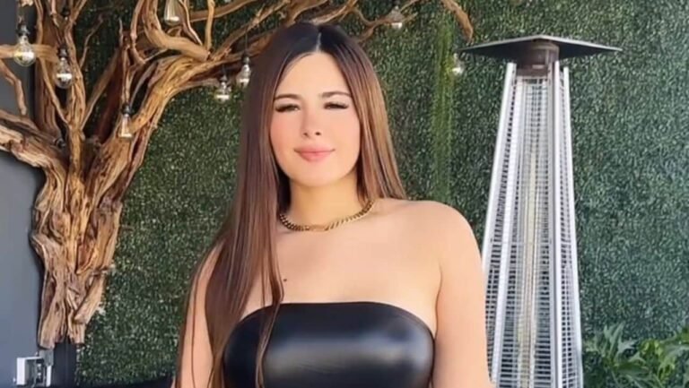 Adriana Olivarez | Bio, Wiki, Age, Height, Net Worth, Dating, Facts