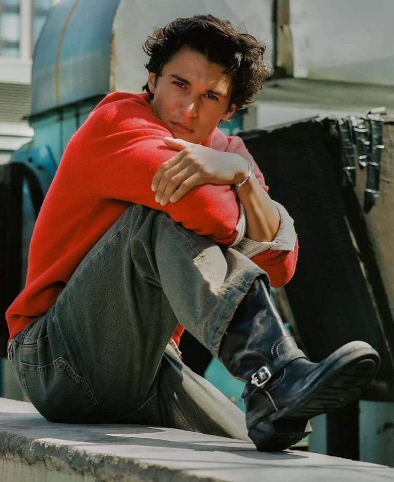 Liam Woodrum | Bio, Wiki, Age, Height, Net Worth, Relationships