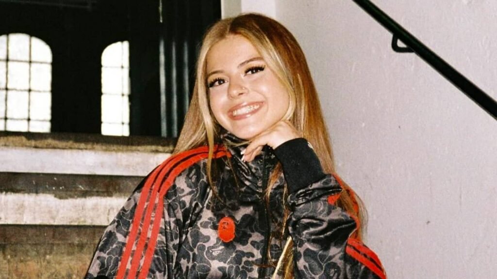 Zahide | Bio, Wiki, Age, Height, Net Worth, Relationships, Trivia