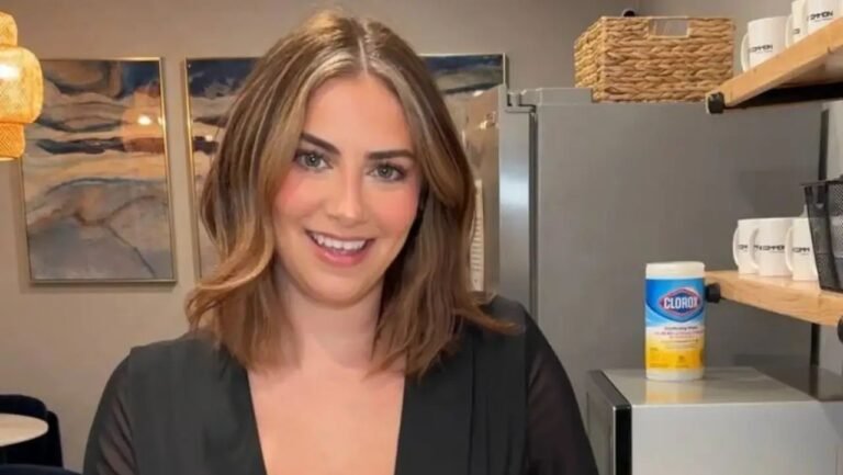 Kelly Monroe | Bio, Wiki, Age, Height, Net Worth, Dating, Trivia