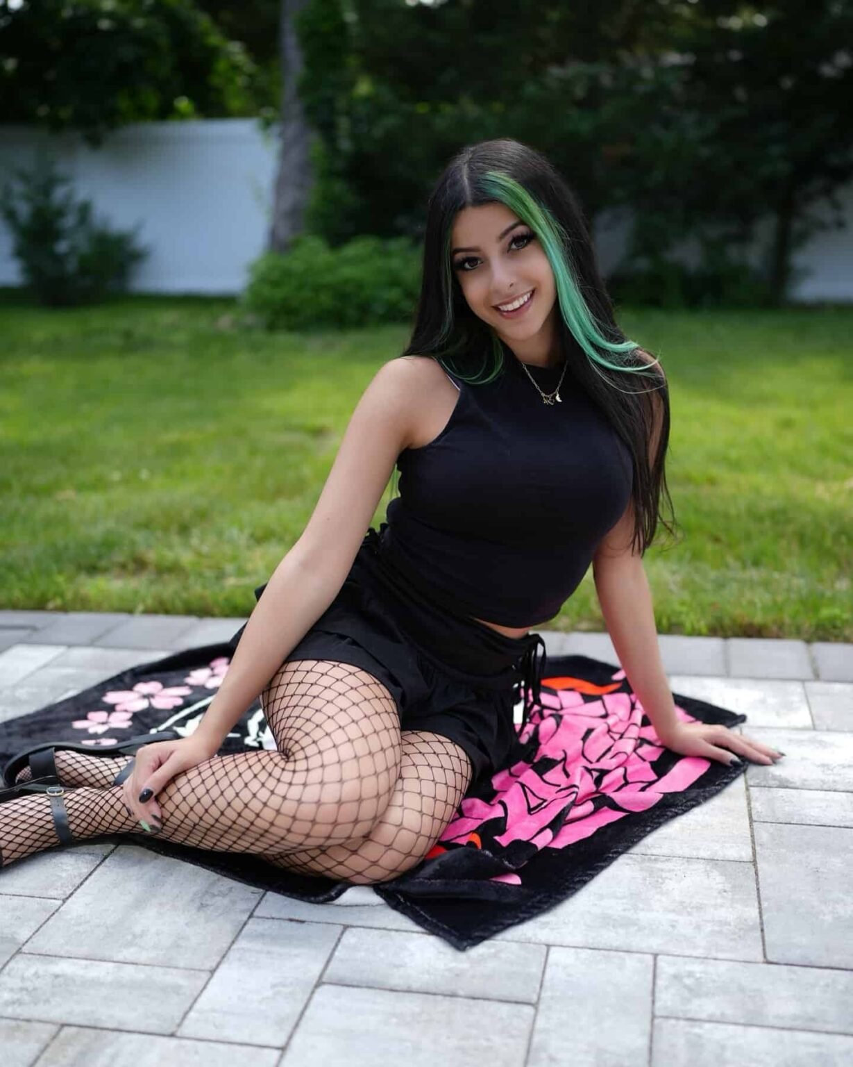 Ohkaybunny Bio Wiki Age Height Net Worth Dating Trivia ohkaybunny-bio-wiki-age-height-net-worth-dating-trivia