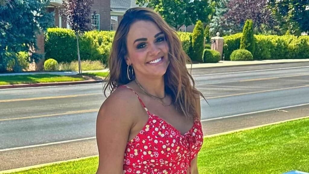 Sofie Jane | Bio, Wiki, Age, Height, Net Worth, Dating, Trivia